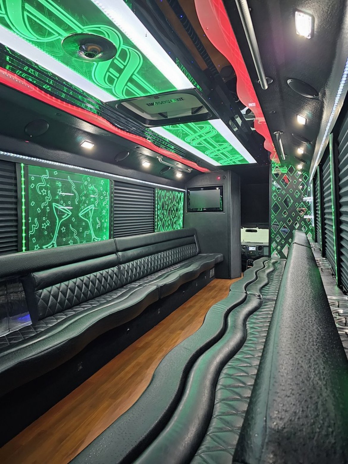 Used 2013 Ford F550 for sale in Erie, PA #WS-17100 | We Sell Limos