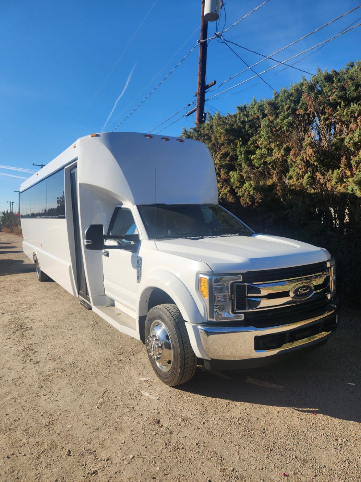 Used 2017 Ford F550 for sale in Fontana, CA #WS-17109 | We Sell Limos