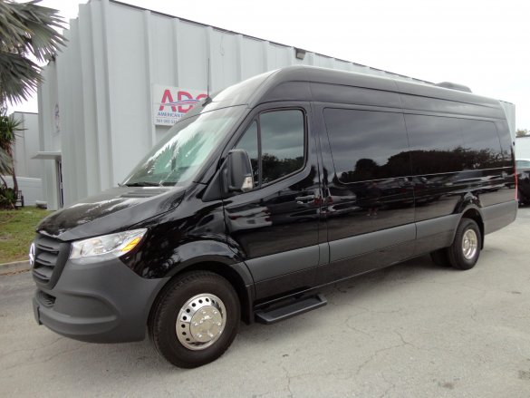 2023 Mercedes-Benz 3500 Sprinter Limousine for sale