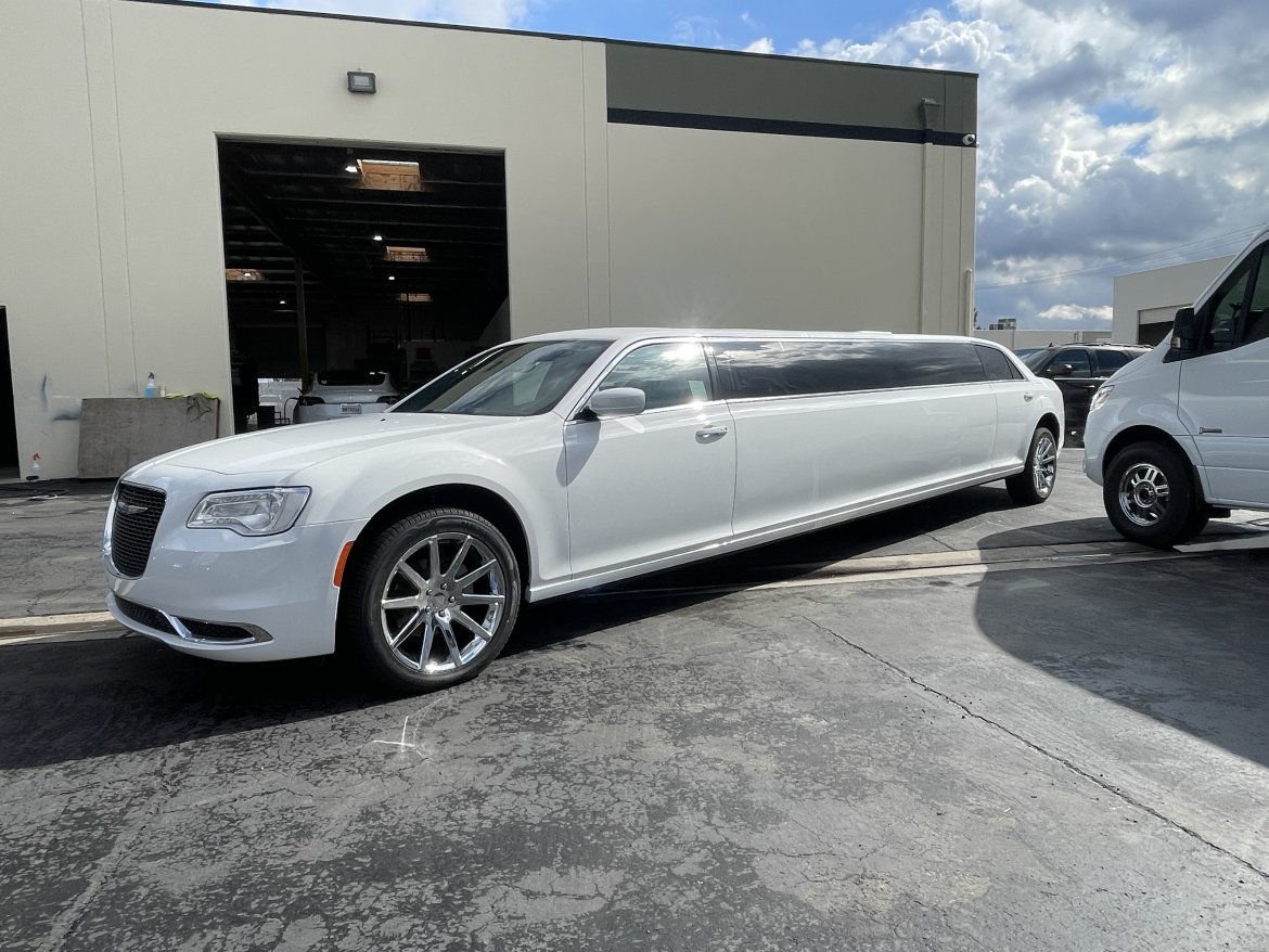 New 2023 Chrysler 300 140" Jet Door for sale in Anaheim, CA #WS-17291 ...