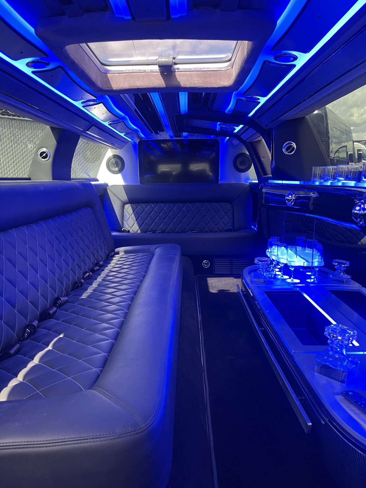 New 2023 Chrysler 300 140" Jet Door for sale in Anaheim, CA #WS-17291 ...