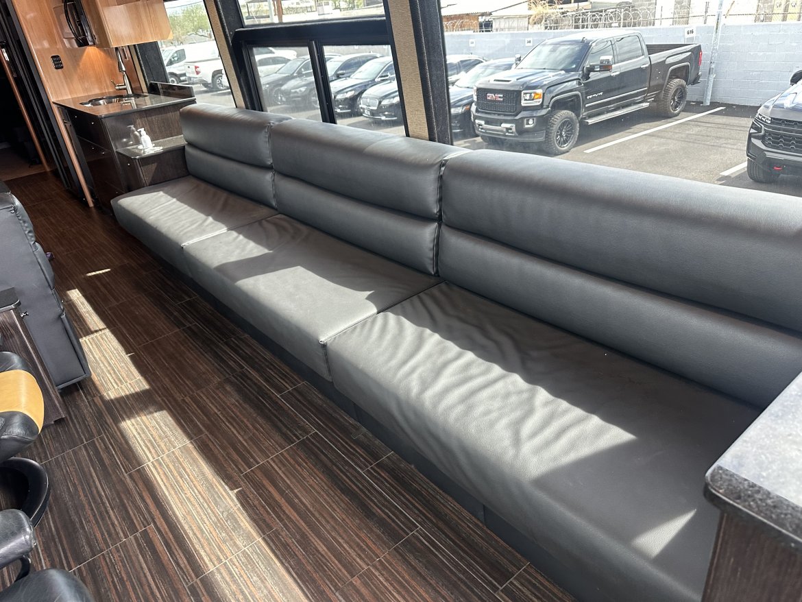 Used 2007 Prevost H3-45 VIP for sale in Phoenix, AZ #WS-17415 | We Sell ...