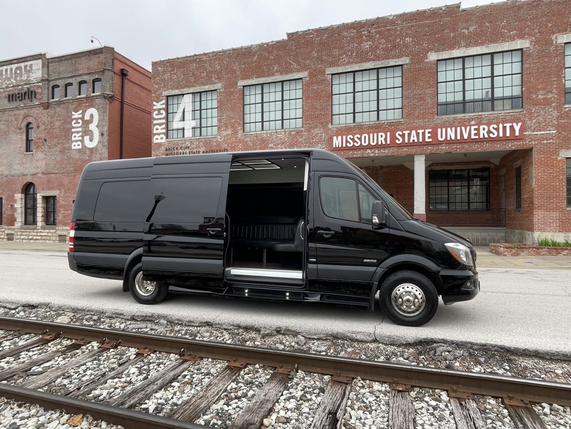 Used 2016 Mercedes-Benz VIP Limo Sprinter for sale in Springfield, MO # ...