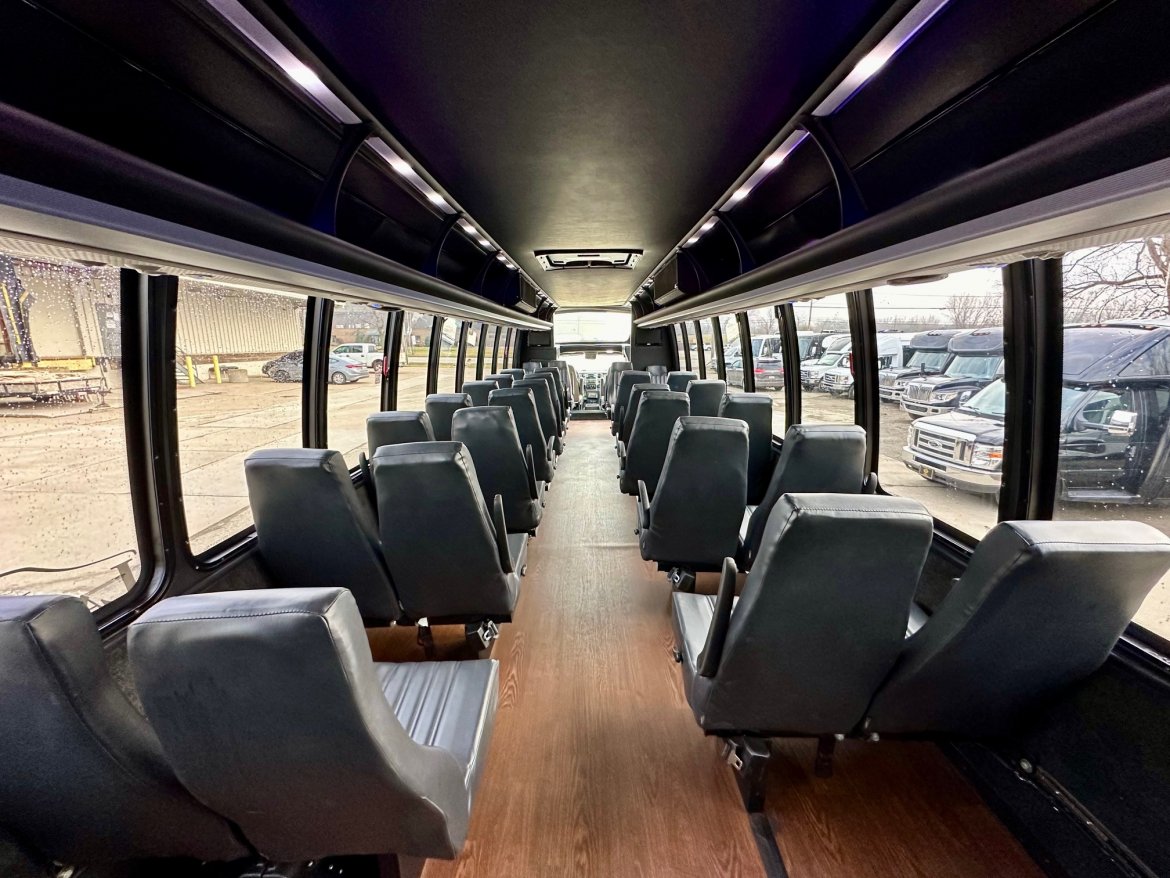 Used 2015 Ford F-650 for sale in Erie, PA #WS-17481 | We Sell Limos