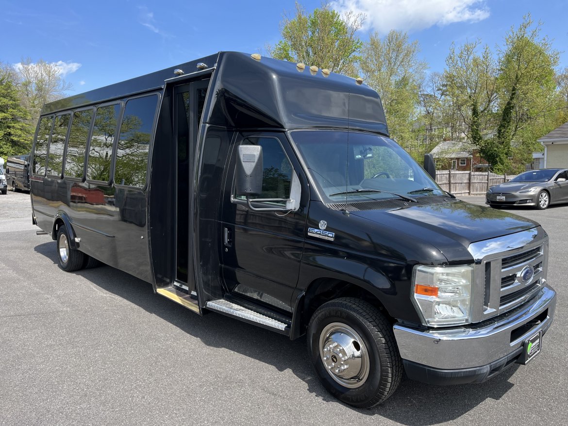 Used 2012 Ford E450 for sale in Pasadena, MD #WS-17577 | We Sell Limos