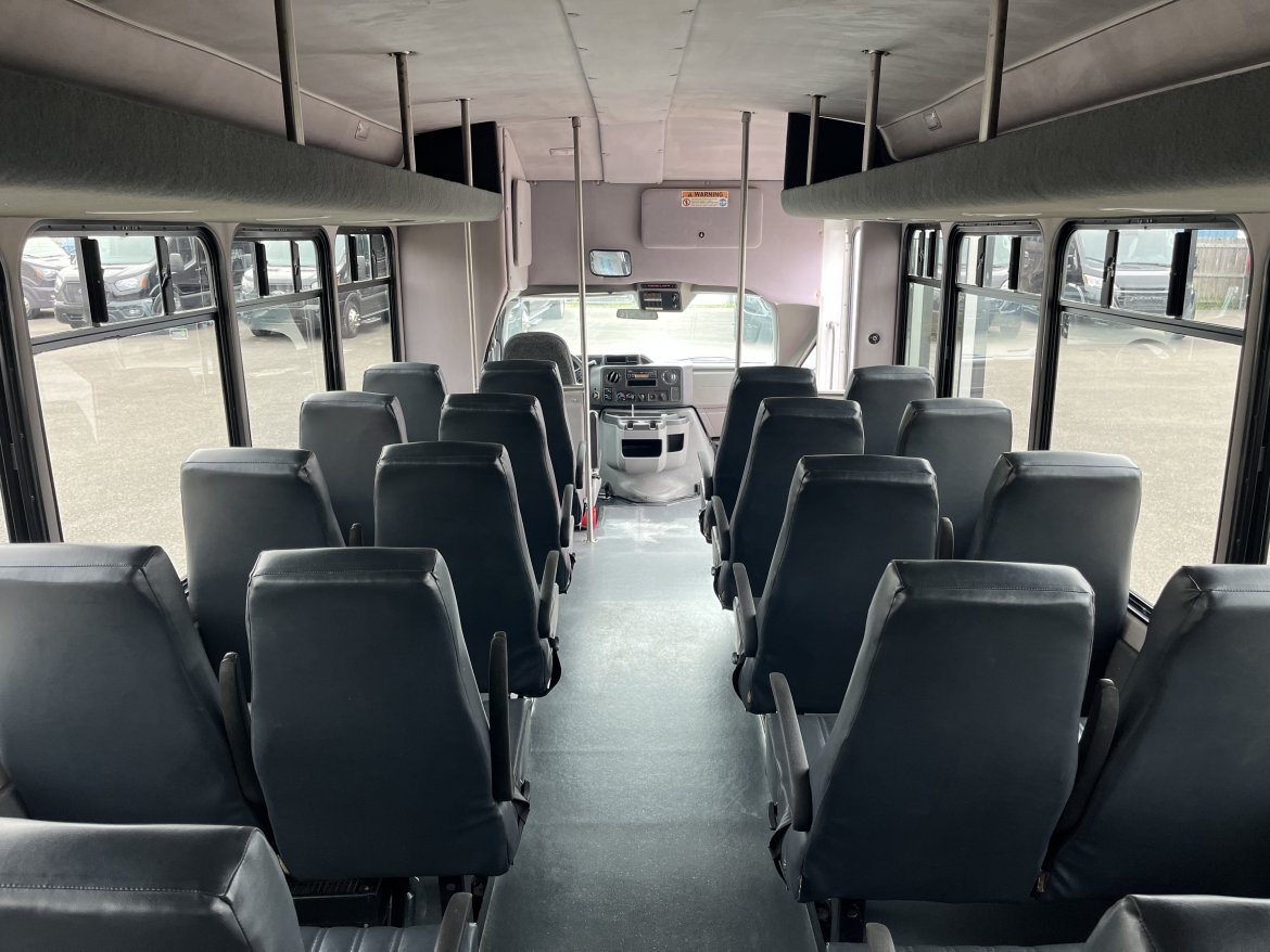 Used 2018 Ford E450 for sale in Pasadena, MD #WS-17605 | We Sell Limos