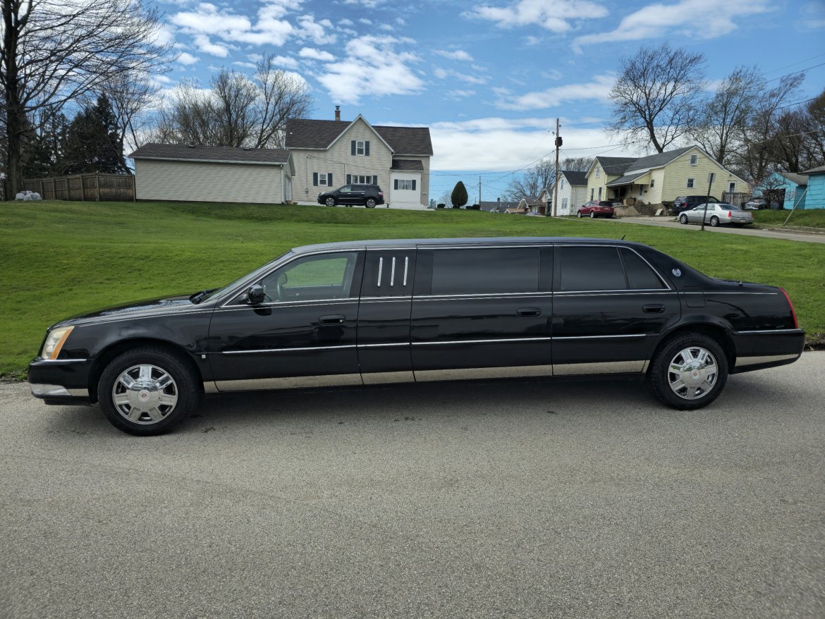 Used 2008 Cadillac DTS for sale in Erie, PA #WS-17628 | We Sell Limos