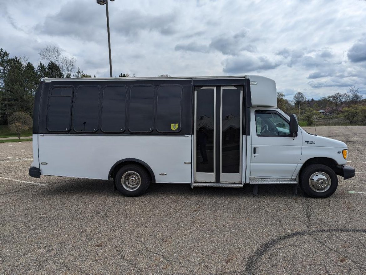 Used 2002 Ford E350 for sale in alliance, OH #WS-17659 | We Sell Limos