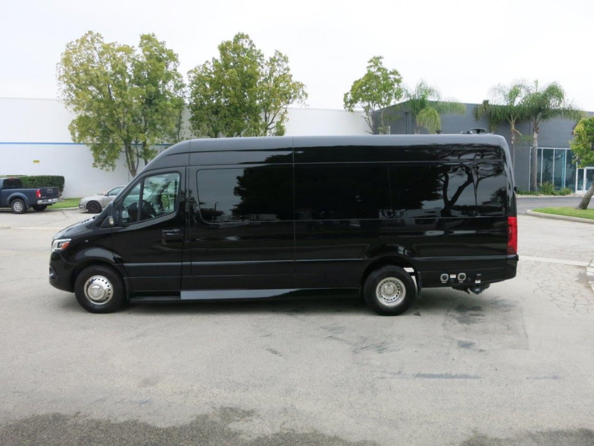 Used 2022 Mercedes-Benz 3500 Luxe Cruiser for sale in Carson, CA #WS ...