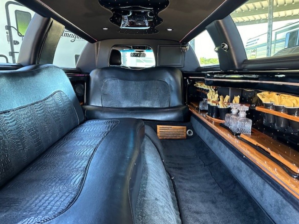 Used 2004 Lincoln Town Car 120 Stretch 10 Passengers for sale in Frisco ...