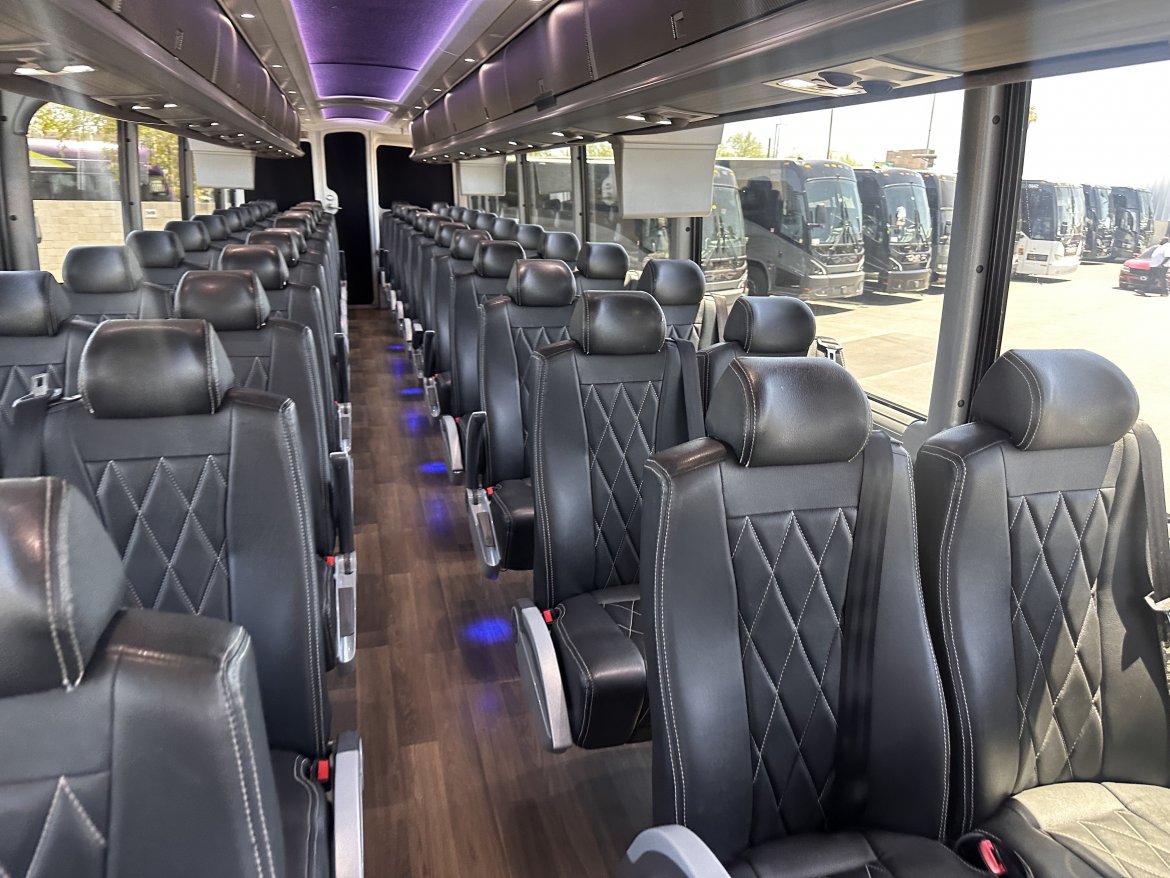 Used 2019 MCI J4500 for sale in Phoenix, AZ #WS-17812 | We Sell Limos