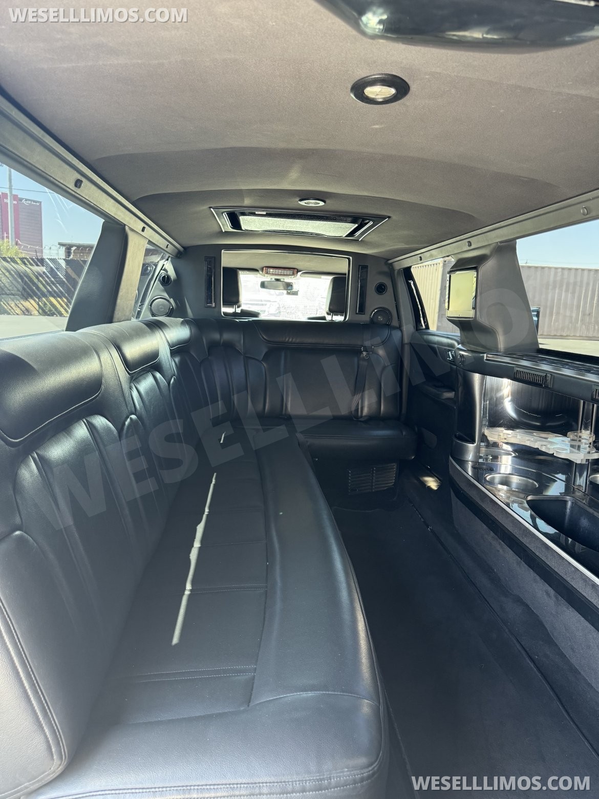 Used 2017 Lincoln MKT Limousine for sale in Las Vegas, NV #WS-17825 | We Sell Limos