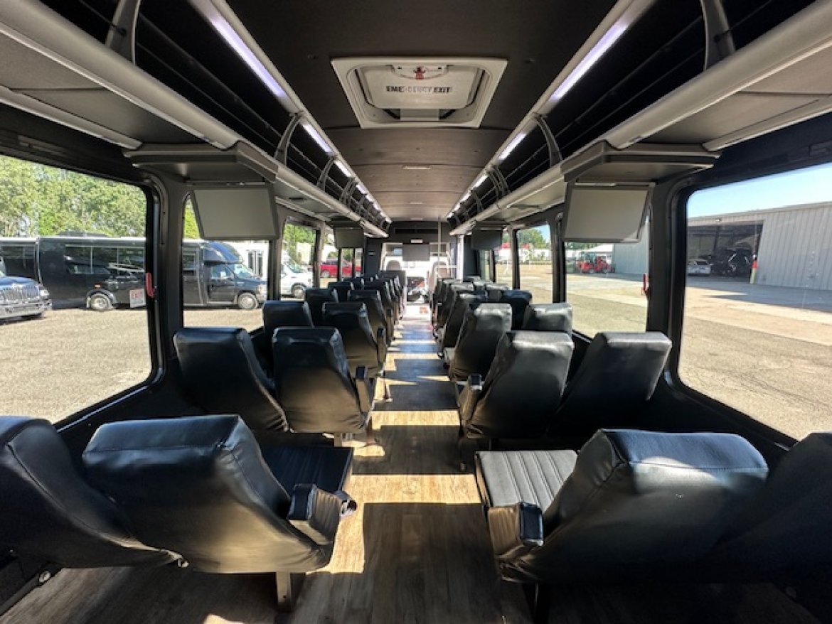 Used 2017 Freightliner M2 106 for sale in Erie, PA #WS-17864 | We Sell ...