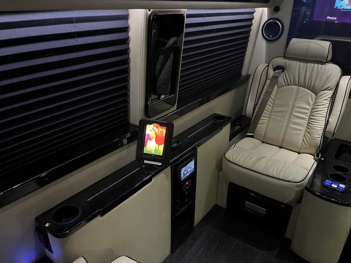 Used 2013 Mercedes-Benz Sprinter 2500 Business Class for sale in ...