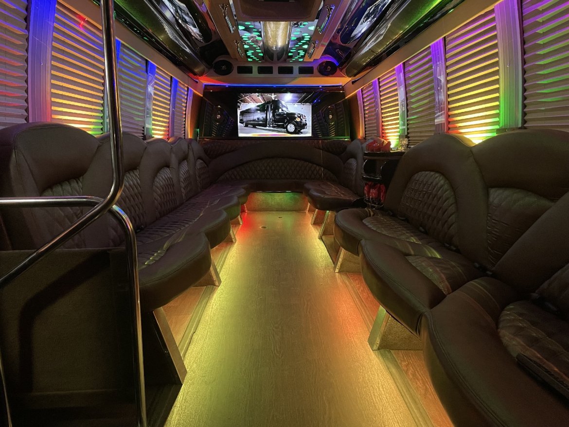 Used 2020 Ford F-550 for sale in Chicago, IL #WS-17950 | We Sell Limos