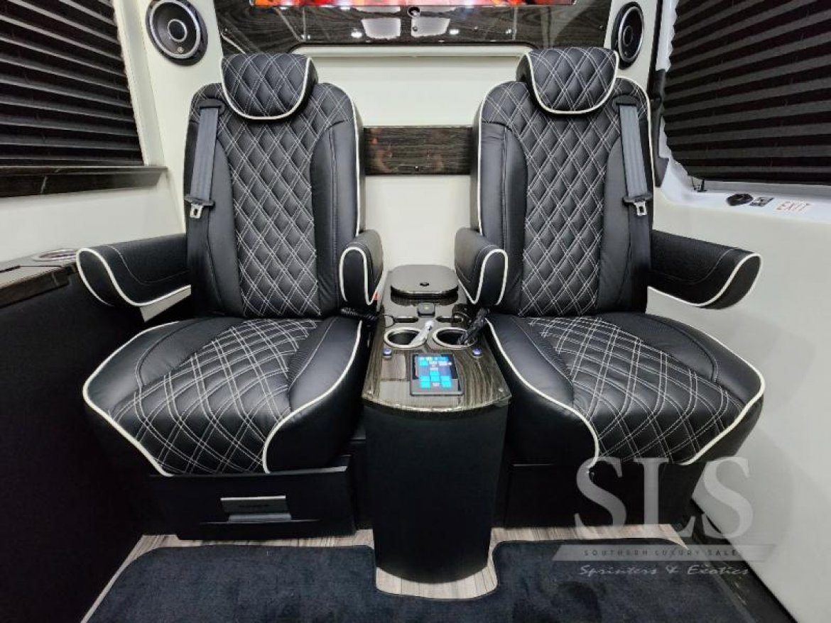 New 2024 Mercedes-Benz Business class standard AWD #13067 for sale in ...