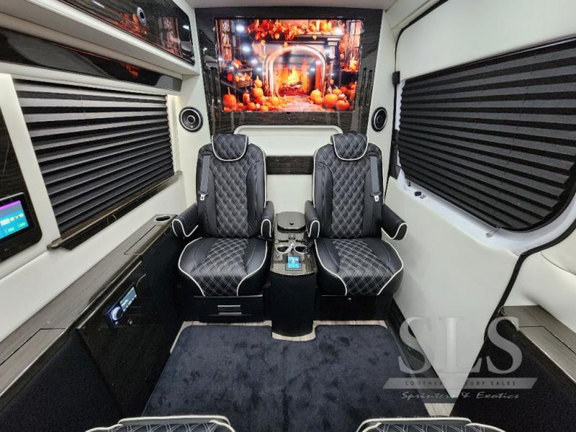 New 2024 Mercedes-Benz Business class standard AWD #13067 for sale in ...