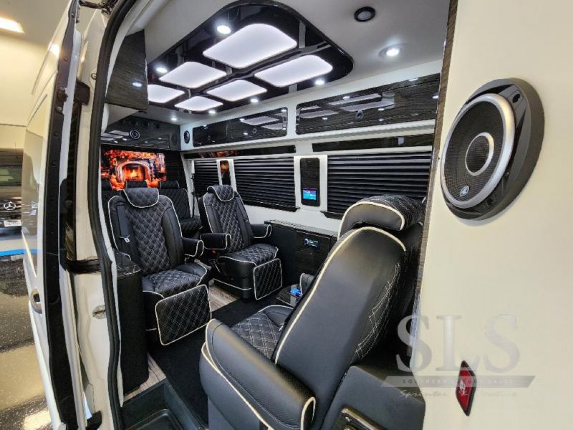 New 2024 Mercedes-Benz Business class standard AWD #13067 for sale in ...