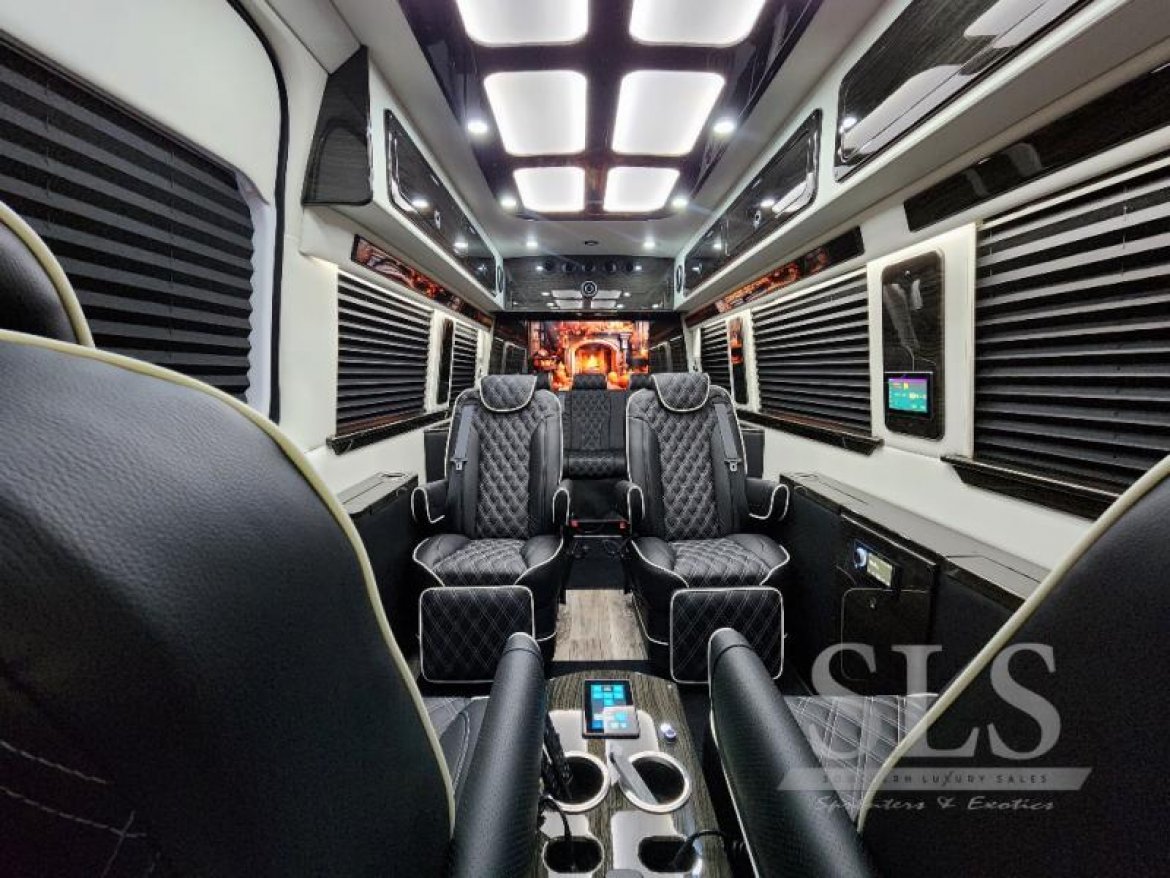 New 2024 Mercedes-Benz Business class standard AWD #13067 for sale in ...