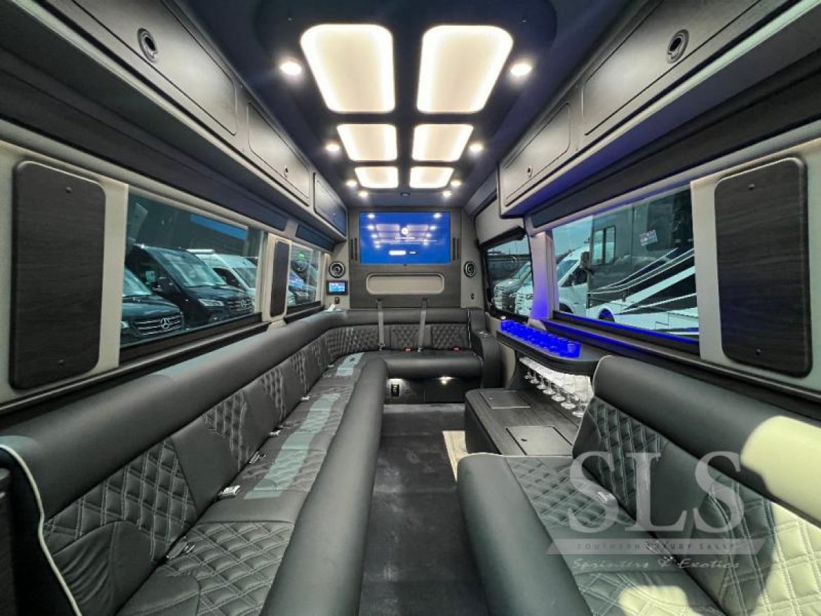 New 2024 Mercedes-Benz Business class standard AWD #13812 for sale in ...