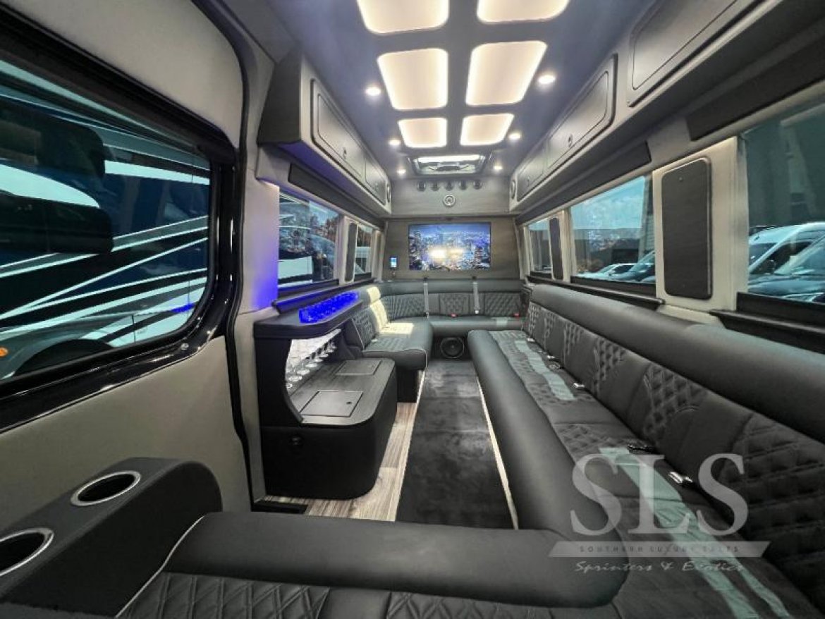 New 2024 Mercedes-Benz Business class standard AWD #13812 for sale in ...