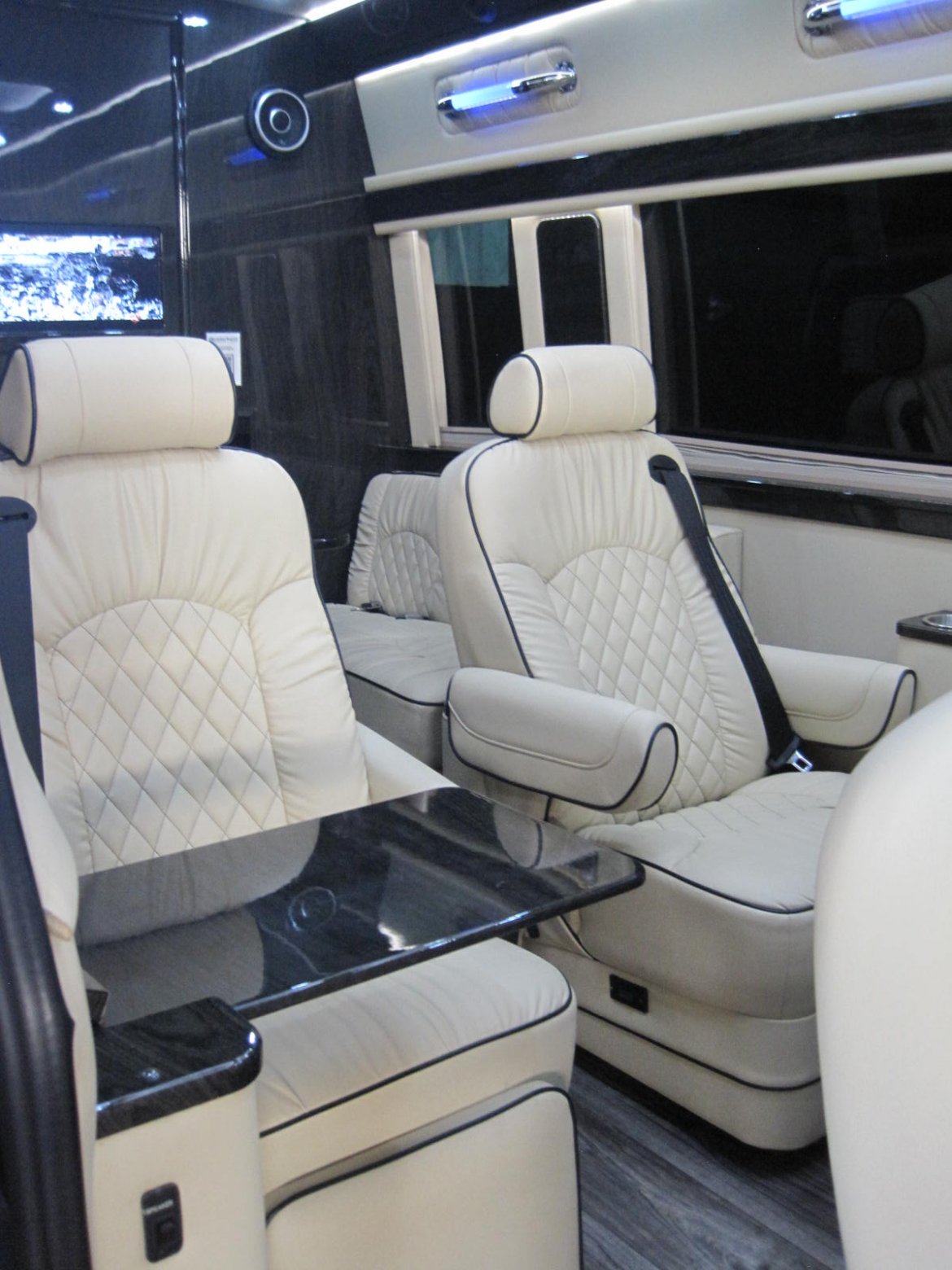 Used 2020 Mercedes-Benz 3500 for sale in OZARK, MO #WS-18174 | We Sell Limos