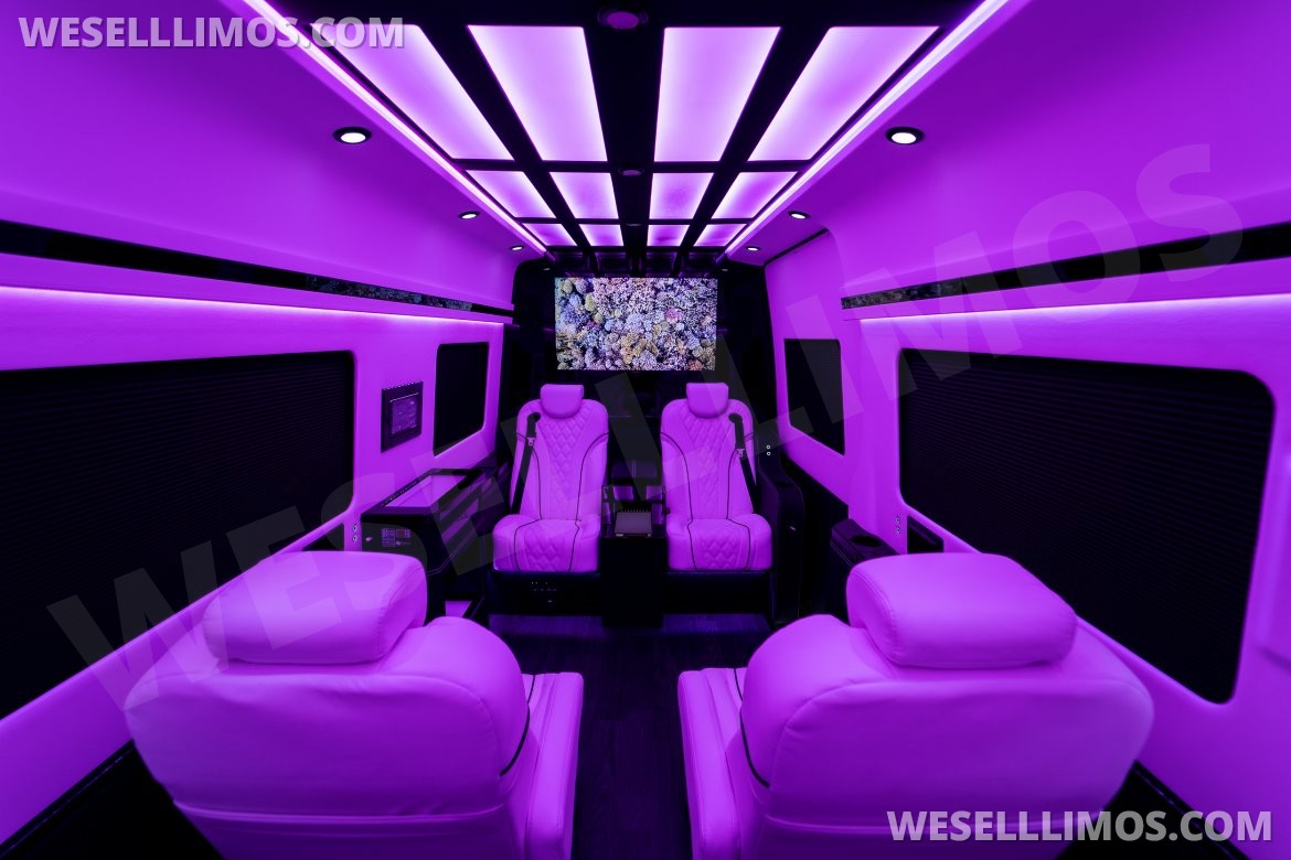 Used 2022 Mercedes-Benz Sprinter 3500 dually for sale in Studio City ...