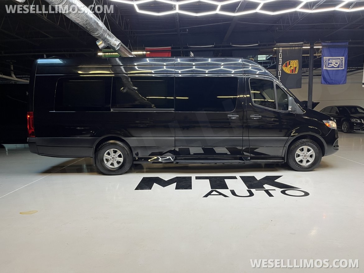 Used 2020 Mercedes-Benz Sprinter 3500 Luxury Coach for sale in Richmond ...