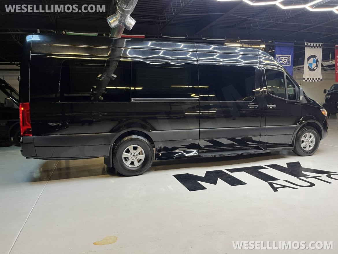Used 2020 Mercedes-Benz Sprinter 3500 Luxury Coach for sale in Richmond ...