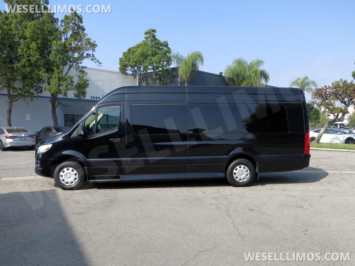 Used 2019 Mercedes-Benz 3500 J-Club Business Class Sprinter for sale in ...