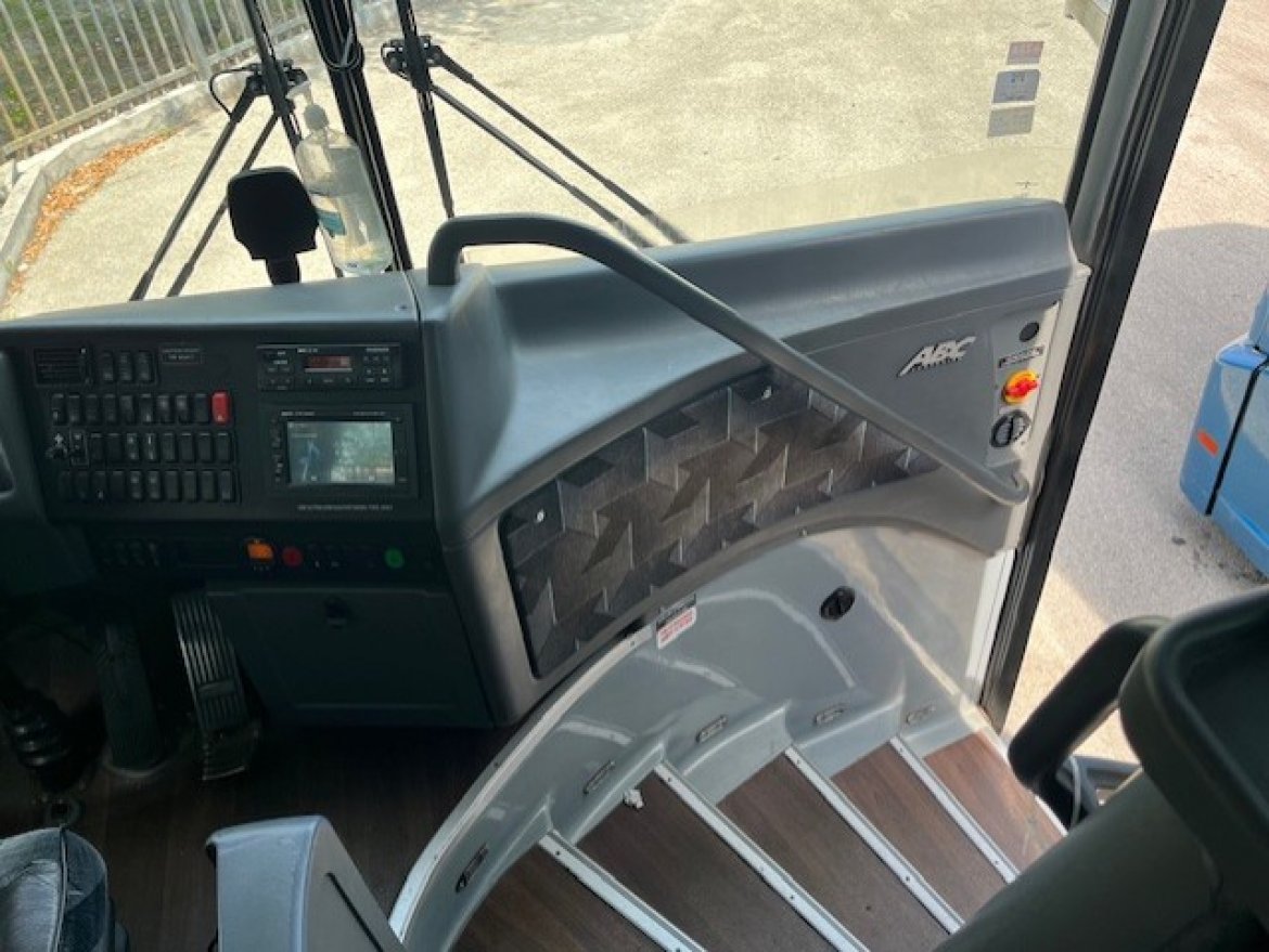 Used 2018 Van Hool CX45 for sale in West Park, FL #WS-18298 | We Sell Limos